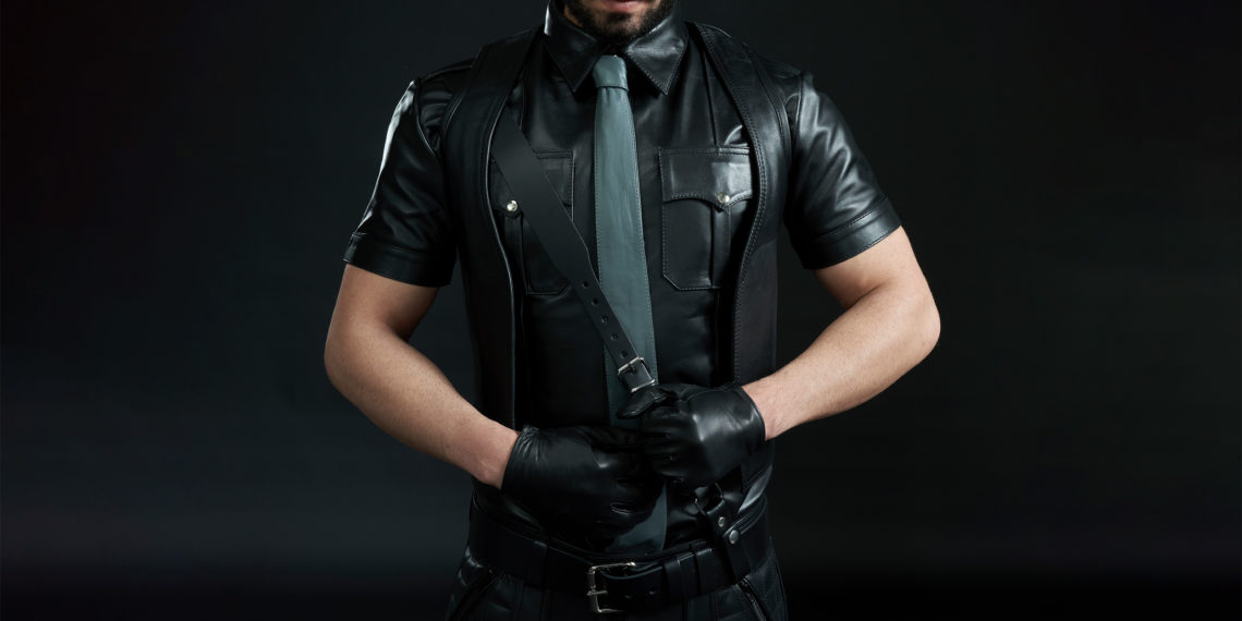 Mister B Wings – Your Fetish Specialist