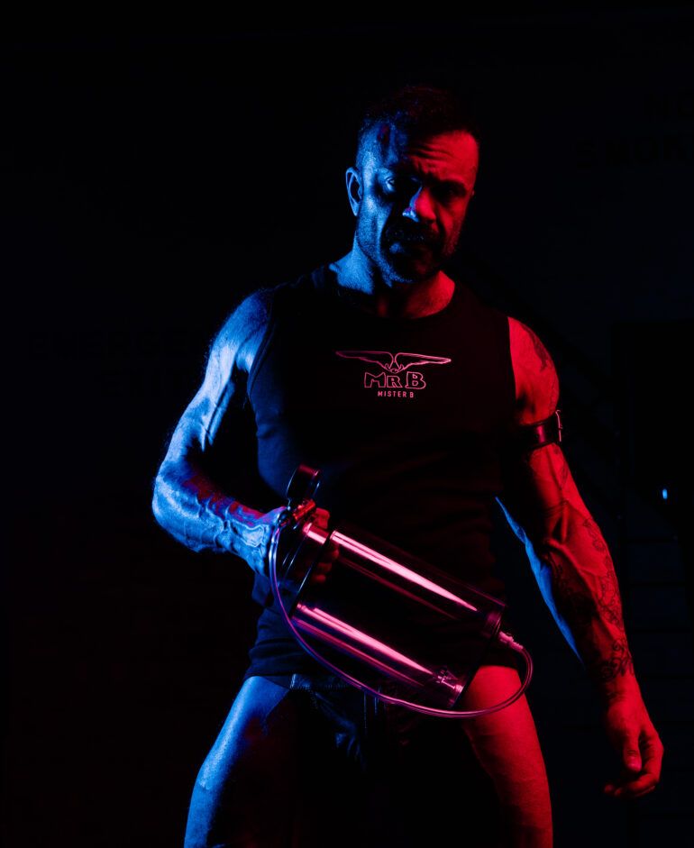 Pumping 101: A Guide to Vacuum Pumping for Gay Men – Mister B Wings