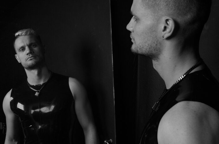 Mister B Wings – Your Fetish Specialist