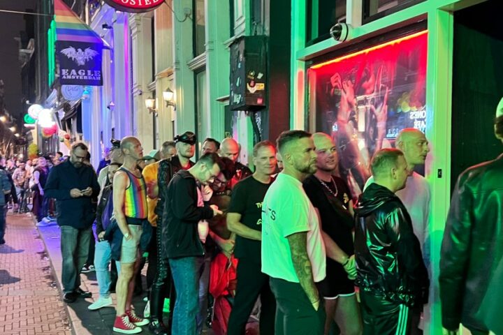 Mister B Wings – Your Fetish Specialist